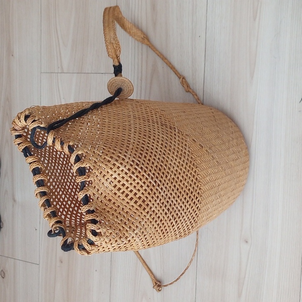 Unique Rattan Backpack From The Rainforest . - Gem